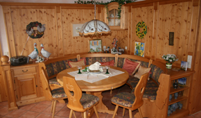 Haus Lug ins Land » Bauernstube / Essraum